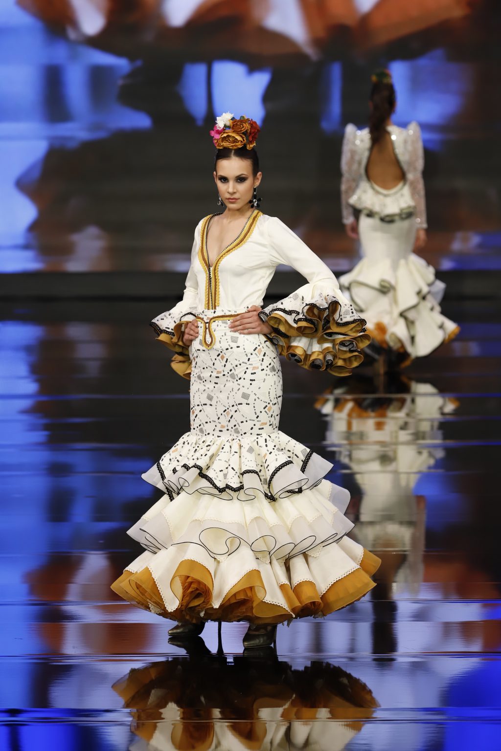 Traje de flamenca Destellos marfil inspiración morisca – Moda Flamenca ...
